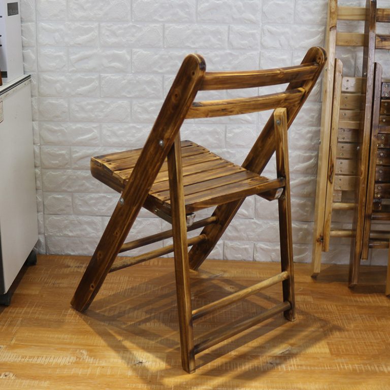 Portable all solid wood foldable chair