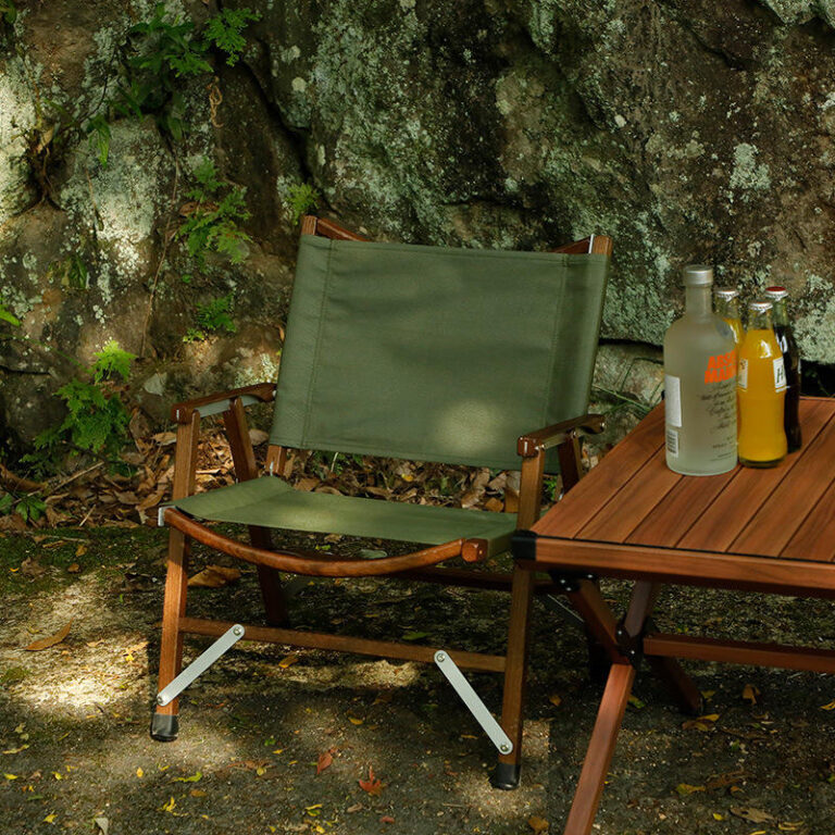 Custom Portable Solid Wood Folding Chairs with Steel for Camping